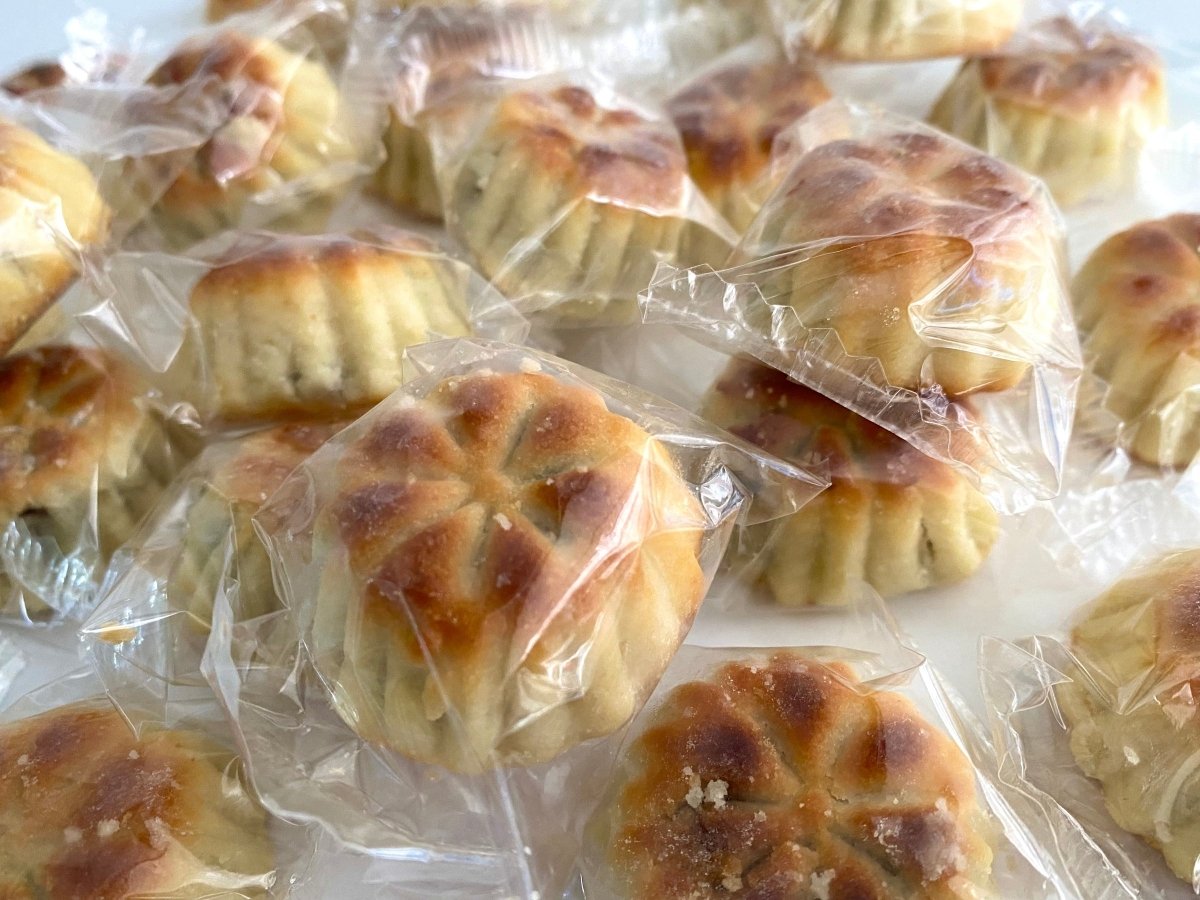 Middle Eastern Fusion of Flavors with Musfik Date Cookies – Aladdin