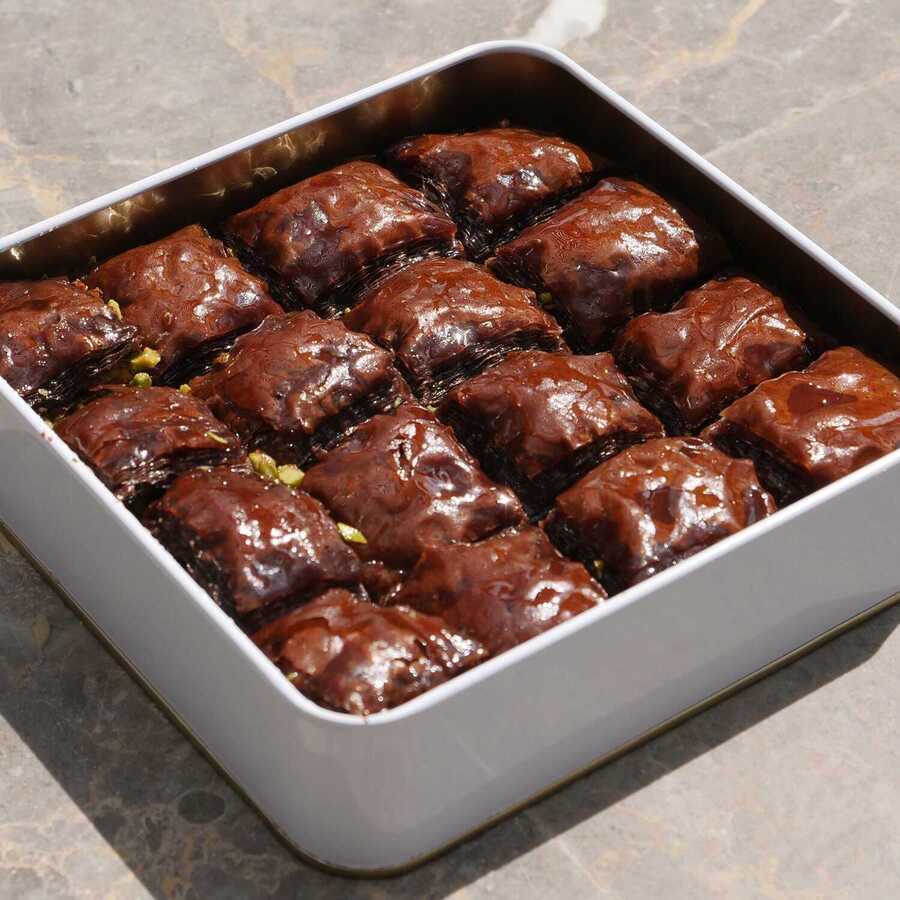 The Ultimate Chocolate Lover's Dessert: Chocolate Baklava – Aladdin