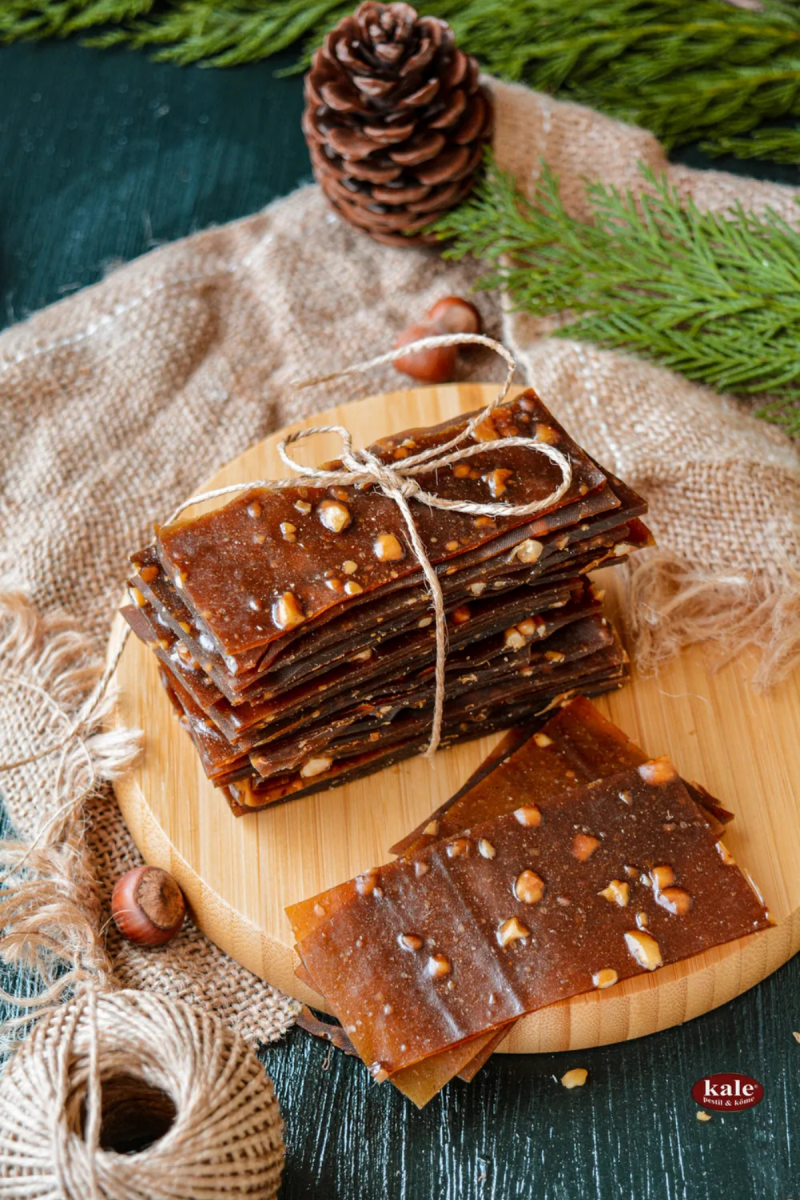 Premium Traditional Turkish Hazelnut Mulberry Fruit Leather Rolls ...