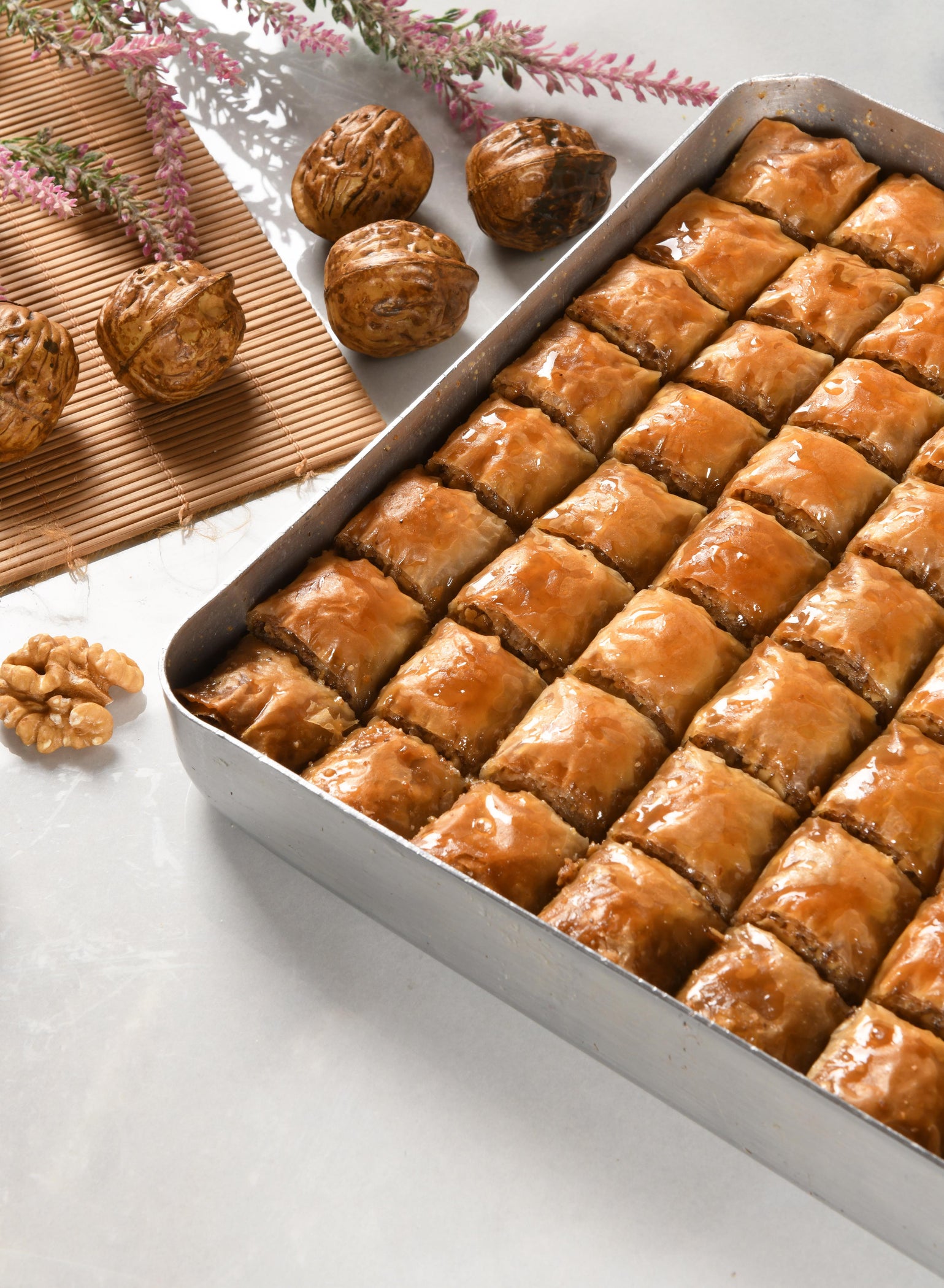 Home Asi | Special Mini Baklava with Walnut Tray