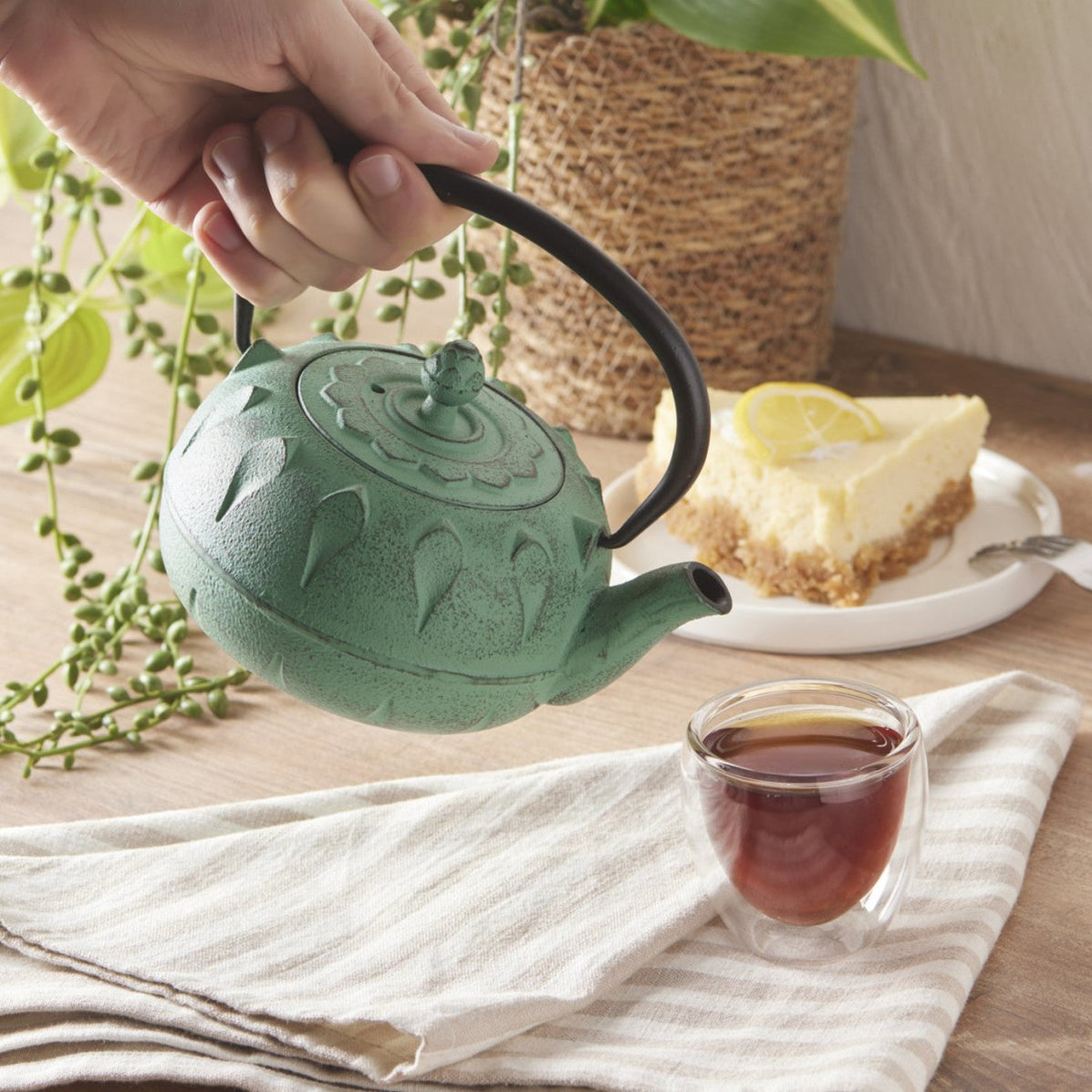 Karaca Greenish Cast Iron Teapot — Aladdin