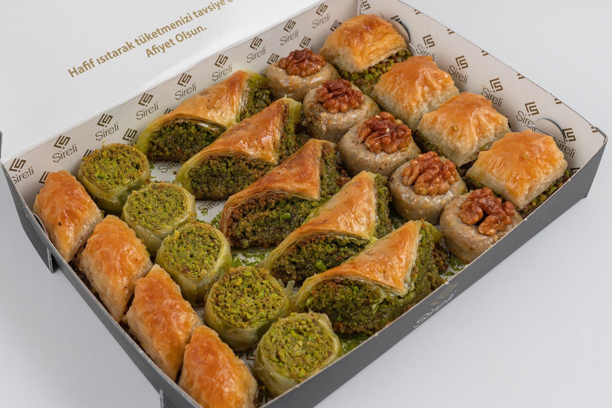Sireli | Assorted Pistachio & Walnut Baklava